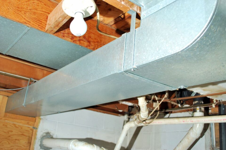 Return Air Ducts In Wall Cavity - What Are They Used For? - Glamorous Place