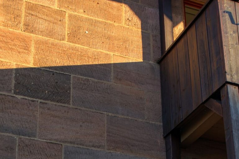 Seal Gap Between Brick And Wood - Step-By-Step Guide - Glamorous Place