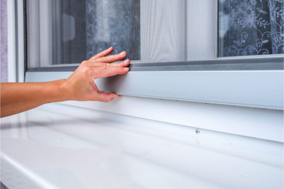 Window Screens Don’t Fit Properly - How To Fix Them - Glamorous Place