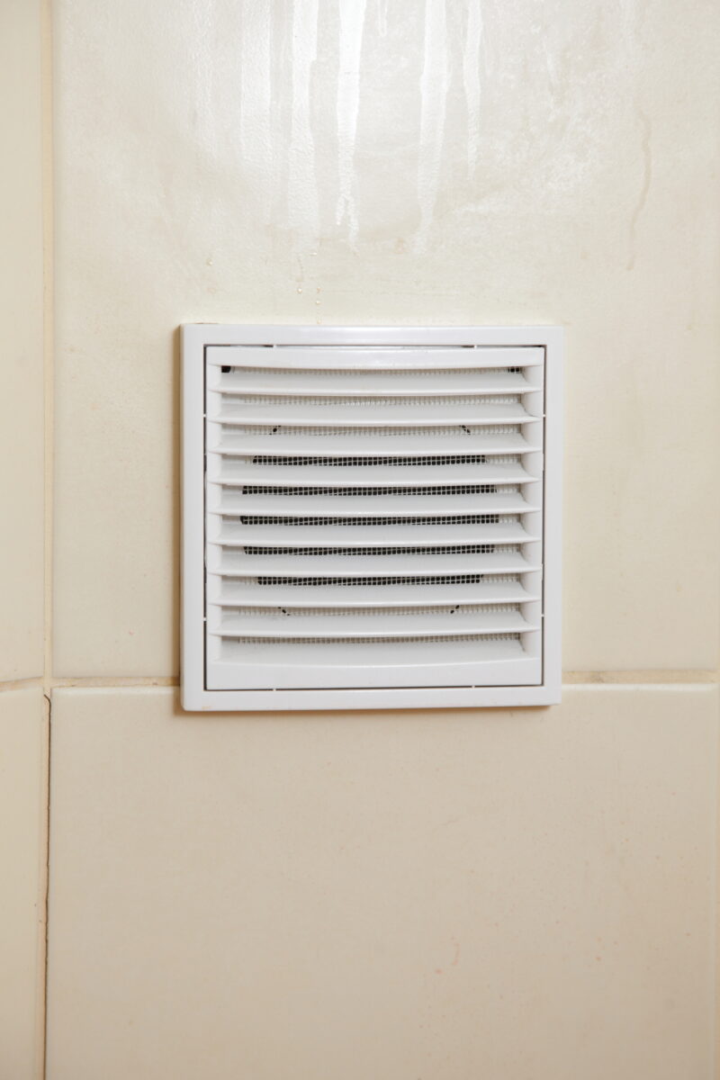 Condensation on the AC Vent in the Bathroom: What It Means - Glamorous ...