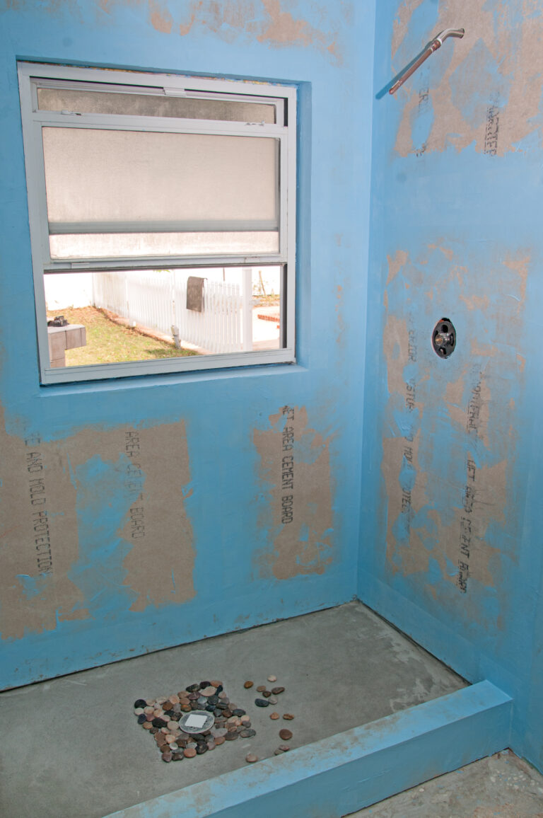 RedGard Shower Pan, a Practical Option: Yes or No? - Glamorous Place