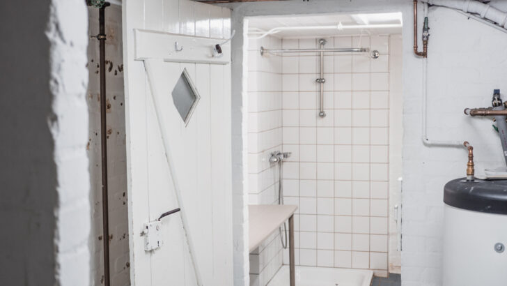 RedGard Shower Pan, a Practical Option: Yes or No? - Glamorous Place